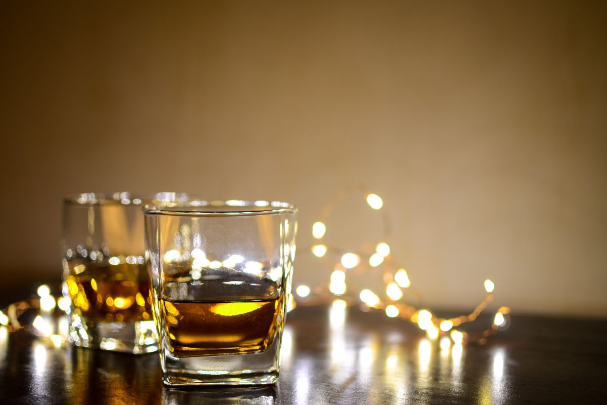 Bourbon vs Rye Whiskey: The Main Differences – Whiskey and Whisky